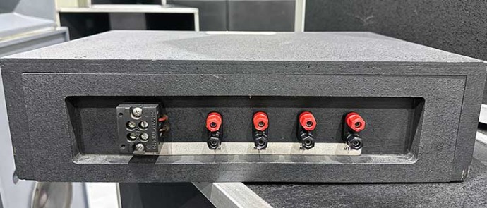 KLIPSCH 4-Way MCM 1900 스피커 시스템